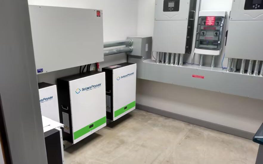 Hybrid Solar Inverters | Solara Power